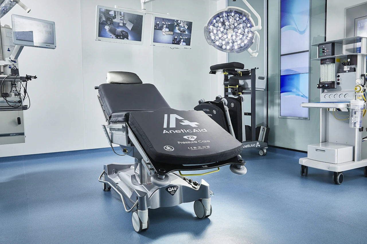 Compact, lightweight & robust patient stretchers | AneticAid