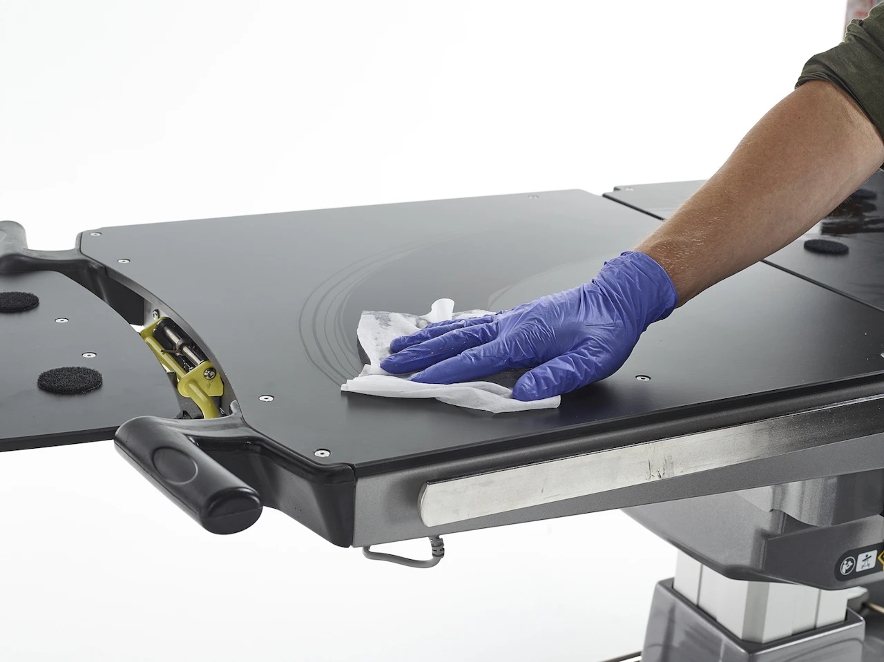 QA4™ Mobile Surgery Platform - with Powered Functions | AneticAid US
