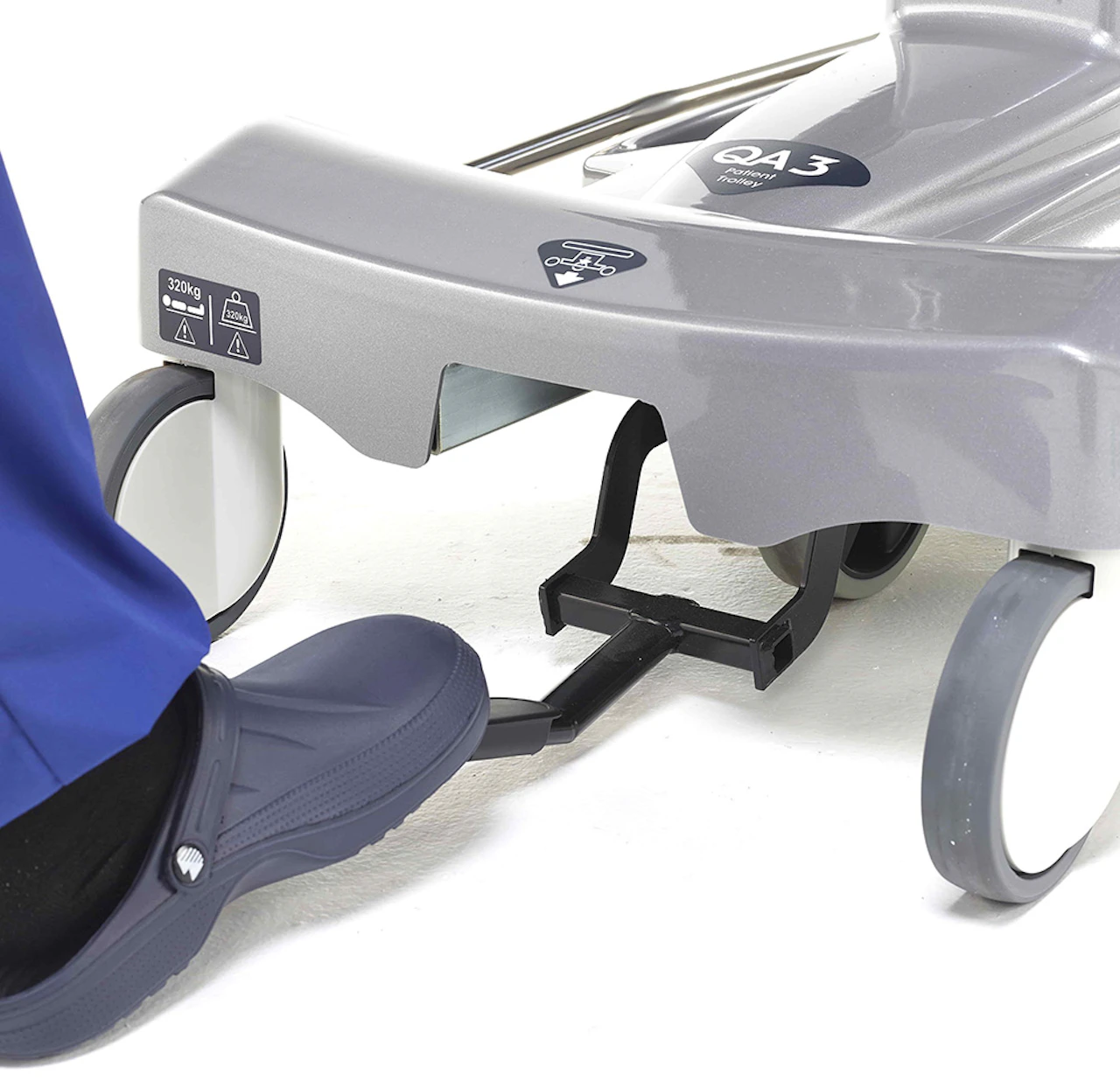 QA3™ DRIVE Patient Stretcher | AneticAid